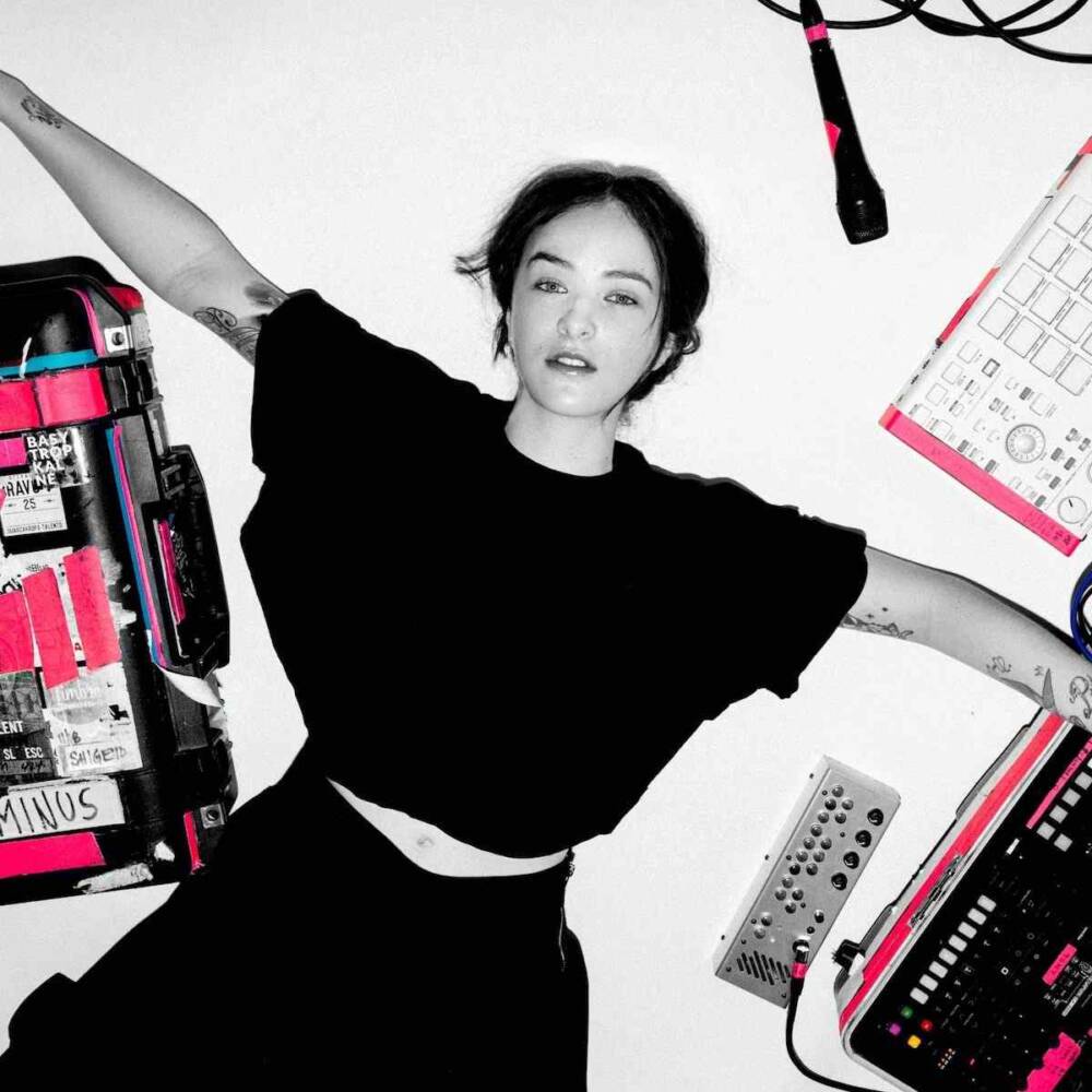 On “el cielo no es de nadie,” Ela Minus Blurs the Line Between Your ...