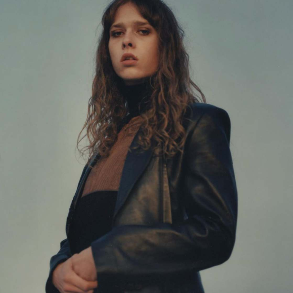 Lauren Auder Pulls You Back into the Unfiltered Urgency of Youth on ...