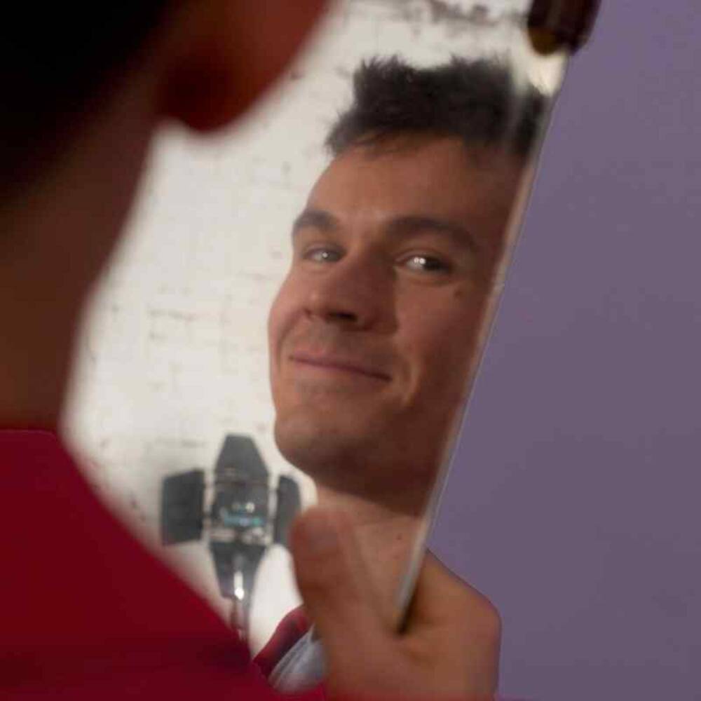 Jack Broza’s Breezy Tune “Walk a Day” Invites Introspective Adventure ...