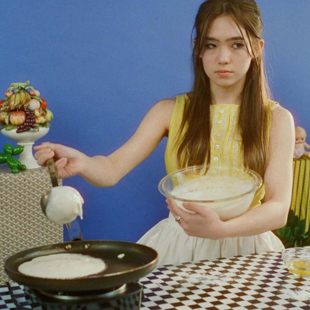Rise and Shine With Chloe Berry’s Charming Bedroom Pop Single “Breakfast” | The Wild Honey Pie